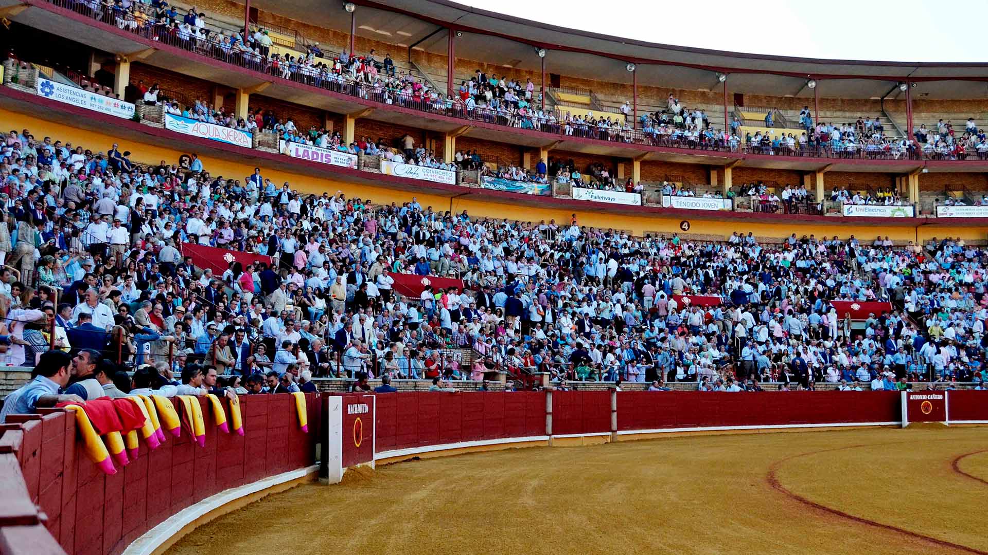 Córdoba: Tierra de Califas - Entradas Toros Cordoba